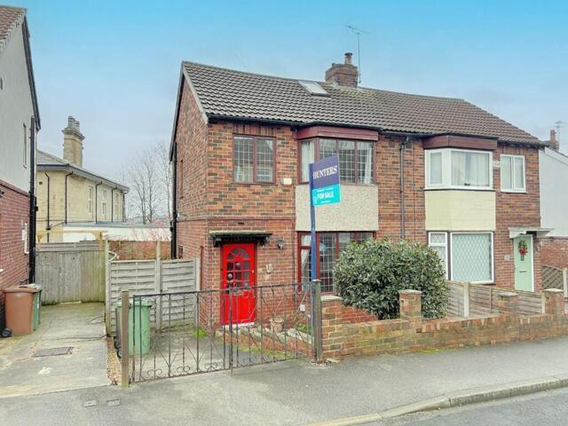 3 Bedroom House North Yorkshire Leeds 100316936