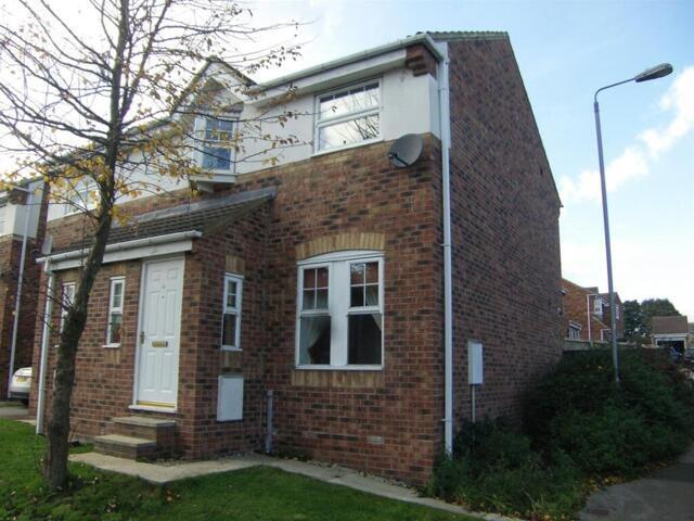 3 Bedroom House North Yorkshire Wakefield 98766036