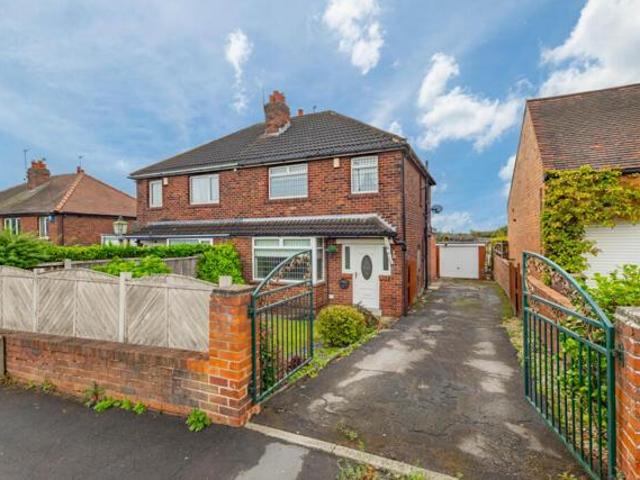 3 Bedroom House North Yorkshire Wakefield 99381044