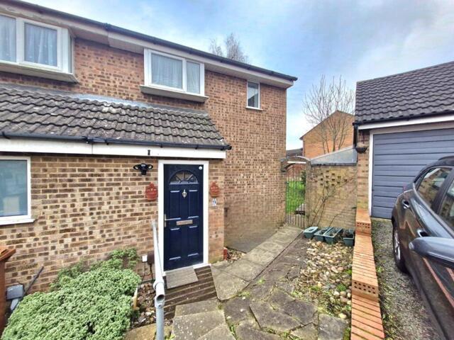 3 Bedroom House Northampton Northamptonshire NORTHAMPTON NN4 LS87166557