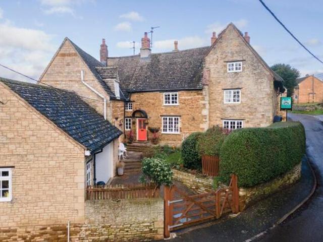 3 Bedroom House Northamptonshire Northamptonshire 100426186