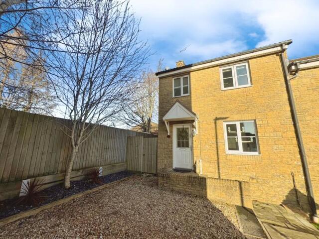 3 Bedroom House Nailsworth Gloucestershire 99203978