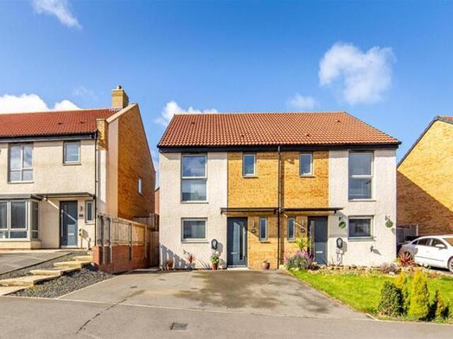 3 Bedroom House Newcastle Newcastle Upon Tyne 100855092