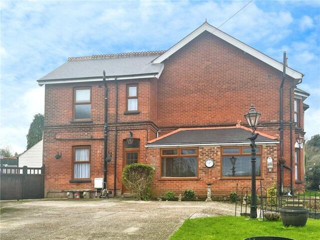 3 Bedroom House Newport Isle Of Wight 99840300