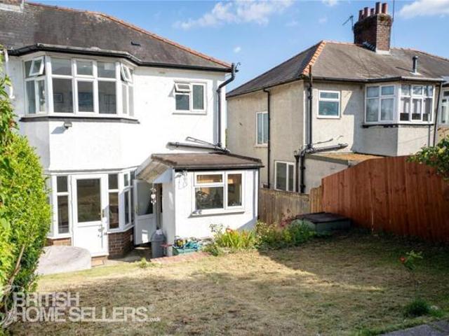 3 Bedroom House Newport Newport LS99029386