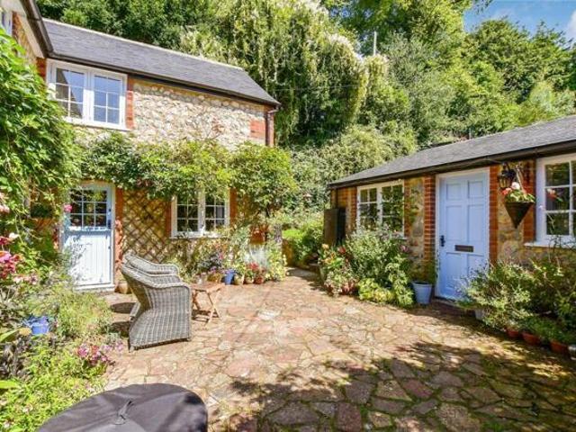 3 Bedroom House Newport Newport LS99161711