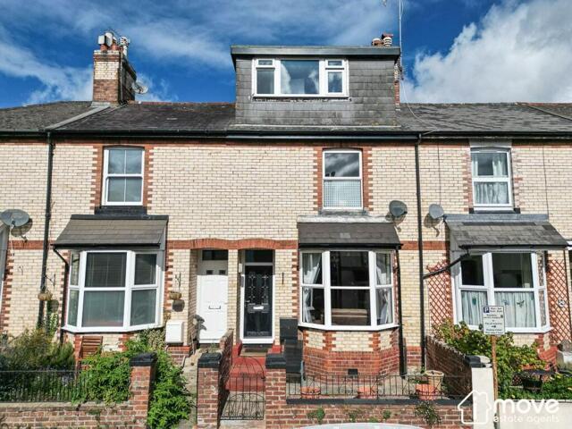 3 Bedroom House Newton Abbot Devon LS100648709
