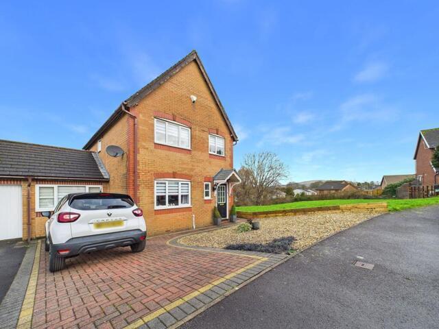 3 Bedroom House Neath Port Talbot Neath Port Talbot 98834925