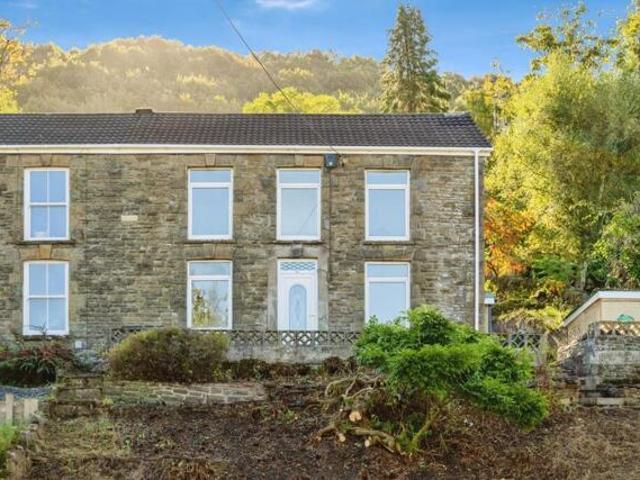 3 Bedroom House Neath Port Talbot Neath Port Talbot LS99437263