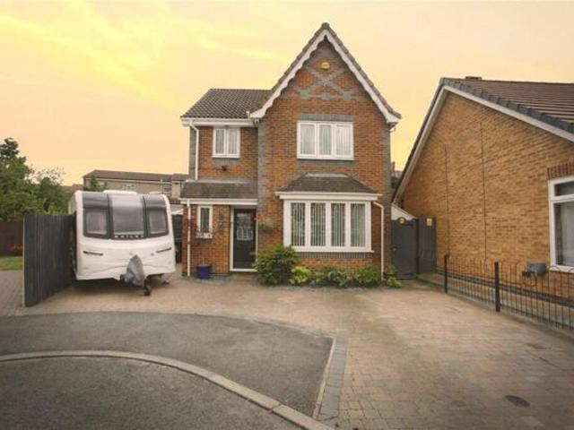 3 Bedroom House Nuneaton Warwickshire LS100366371