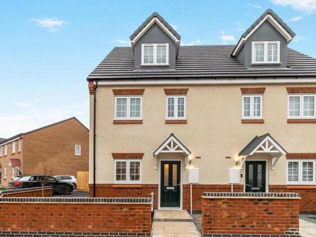 3 Bedroom House Nuneaton Warwickshire 99571775