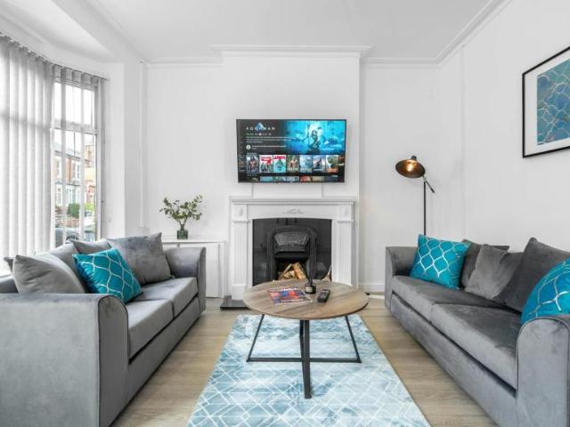 3 Bedroom House Smethwick Smethwick LS91070778