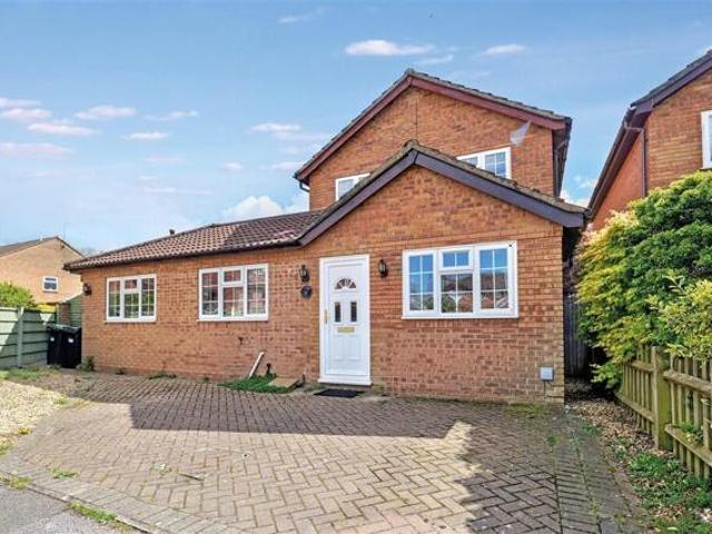 3 Bedroom House Southampton Hampshire LS101777616