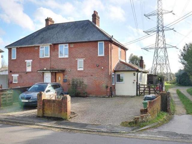 3 Bedroom House Southampton Hampshire 101100083