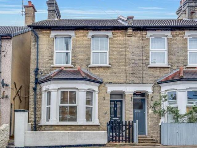3 Bedroom House Southend on sea Southend On Sea 98205299