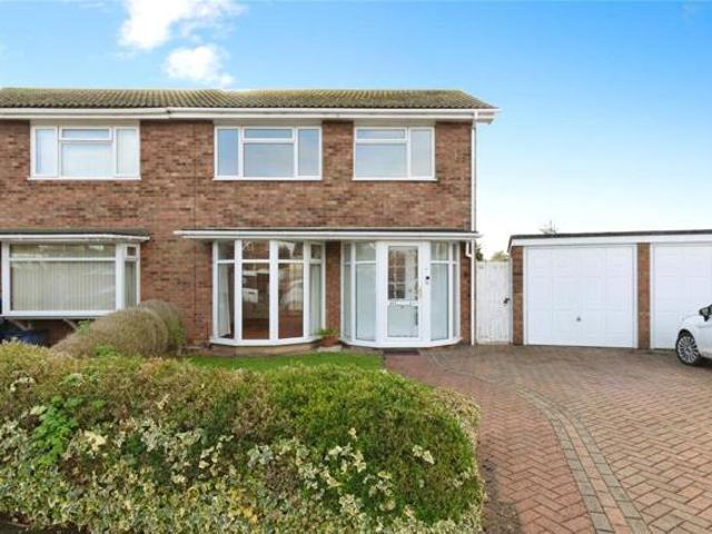 3 Bedroom House Southend Southend on Sea 99688529