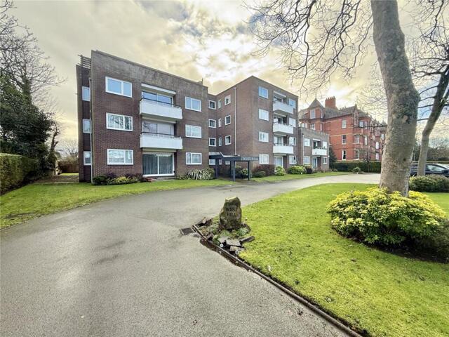 3 Bedroom House Southport Sefton LS99808862