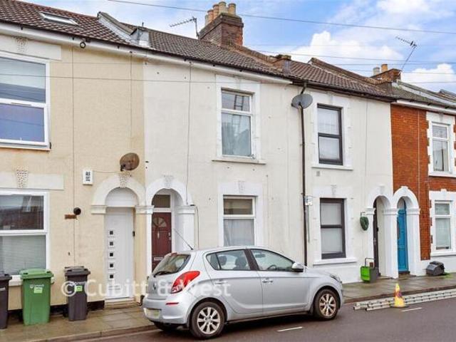 3 Bedroom House Southsea Hampshire LS98649092