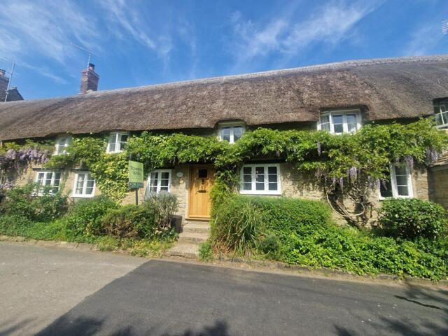 3 Bedroom House Somerset Somerset LS98718265