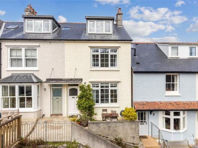 3 Bedroom House Salcombe Devon LS90601656