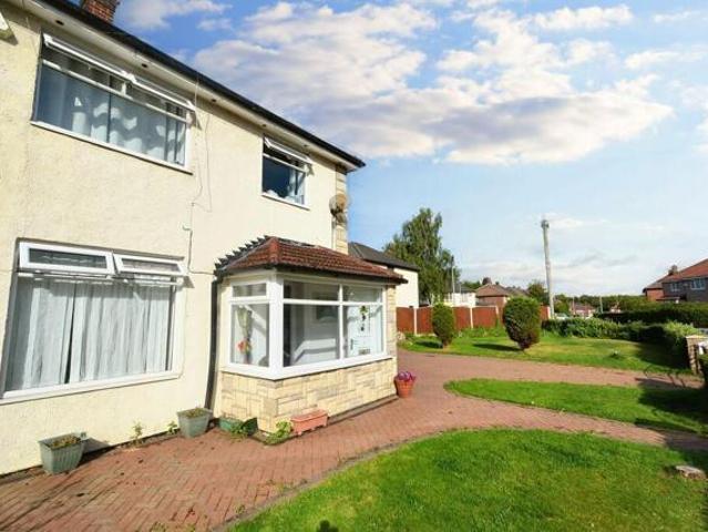 3 Bedroom House Salford Salford 100316882