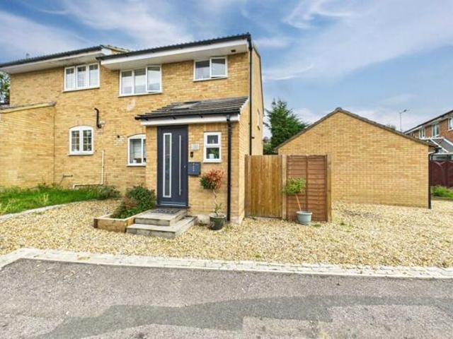 3 Bedroom House Sandhurst Bracknell Forest 98154294
