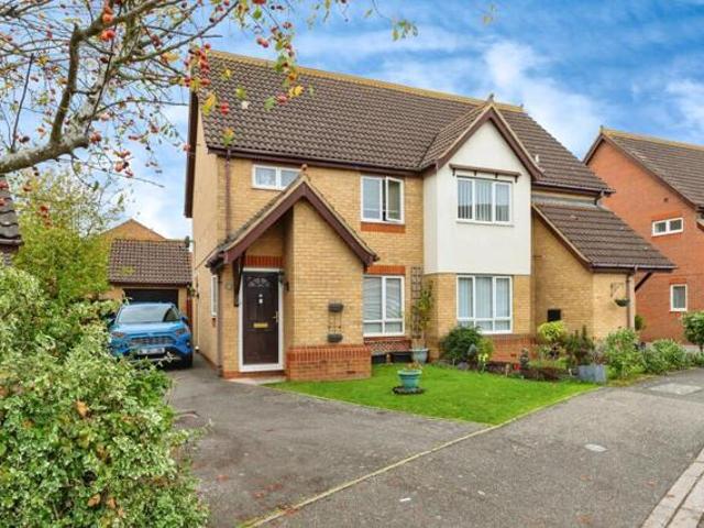 3 Bedroom House Sandy Central Bedfordshire LS100649164