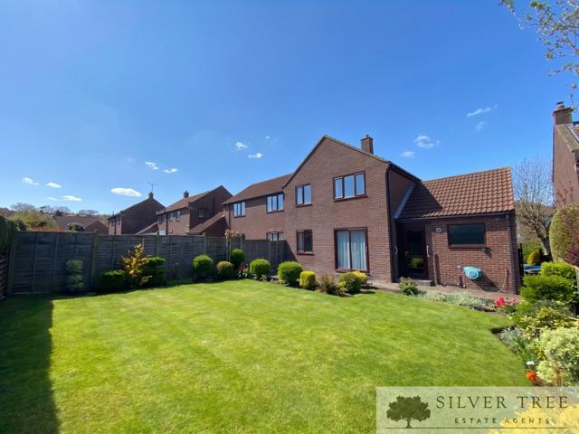 3 Bedroom House Scarborough North Yorkshire LS101931437