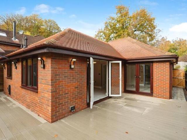 3 Bedroom House Sevenoaks Kent 99203956