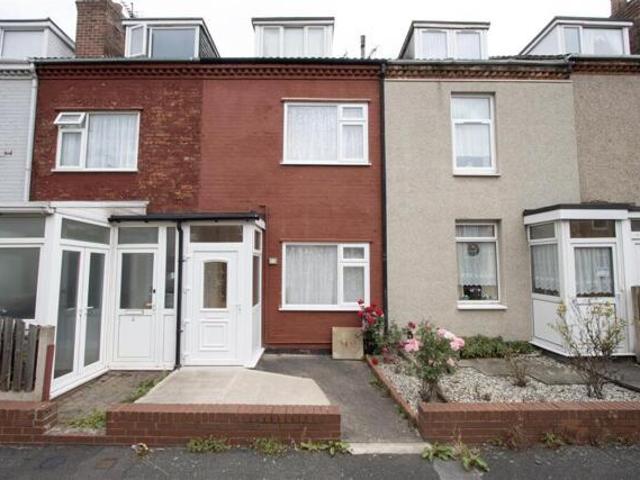 3 Bedroom House Shuttlewood Shuttlewood 98612650