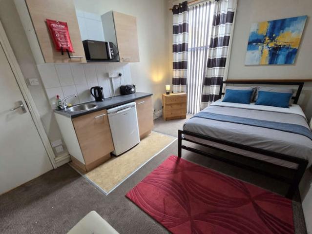 3 Bedroom House Share