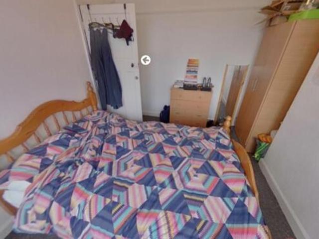 3 bedroom house share for rent in Chestnut Grove, Leeds, West Yorkshire, LS6