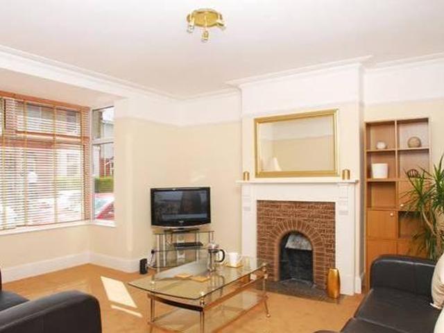 3 bedroom house share for rent in Beaumont Street Plymouth Devon PL2