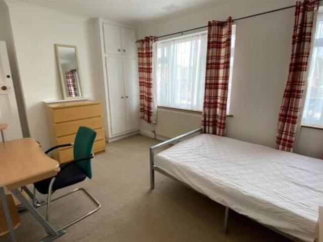 3 bedroom house share for rent in Broad Oak Road, Canterbury Ref 1241, CT2