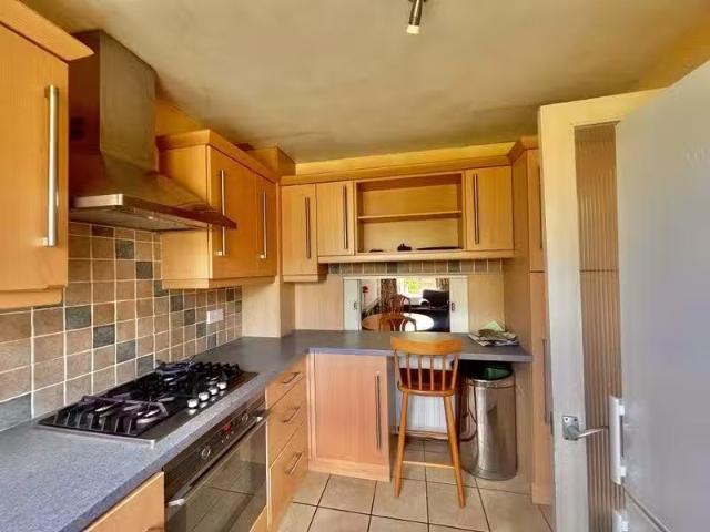 3 bedroom house share for rent in Derwent Close, CB1