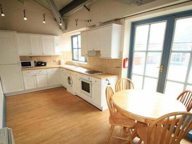 3 Bedroom House Share For Rent In Foxrose Courtyard