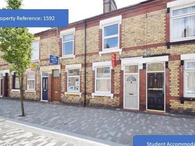 3 Bedroom House Share For Rent In Shelton, Stoke on trent