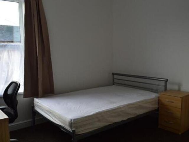 3 Bedroom House Share For Rent In Stoke on trent