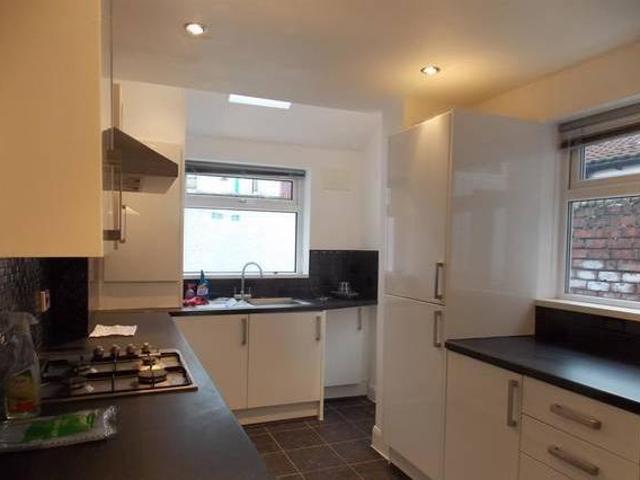 3 bedroom house share for rent in Portman Street Middlesbrough TS1 4NB TS1