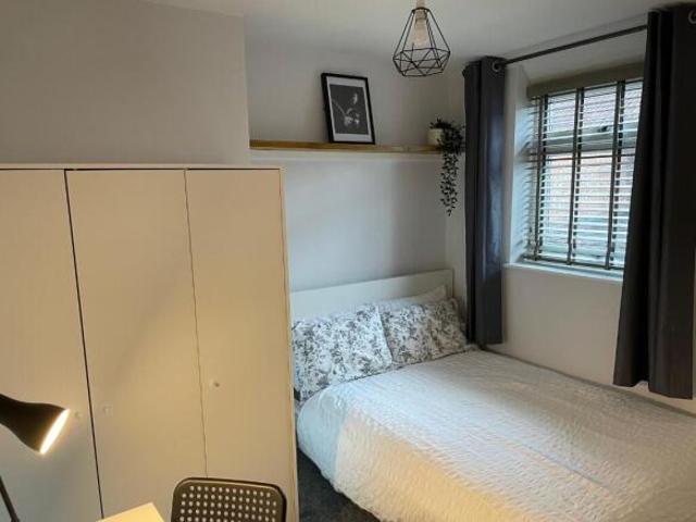 3 bedroom house share for rent in Plumer Street, Liverpool, Merseyside, L15