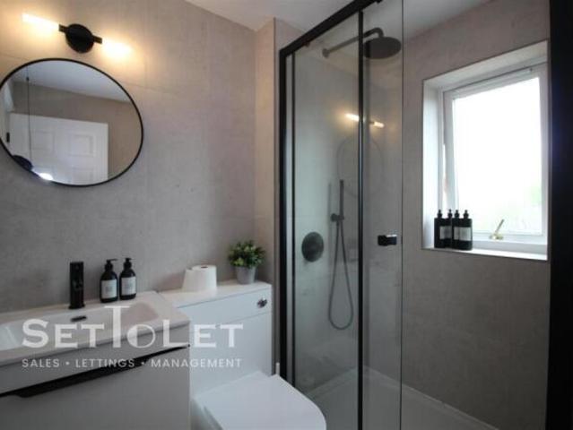 3 bedroom house share for rent in Royce Close, Thorpe Astley, Braunstone, LE3