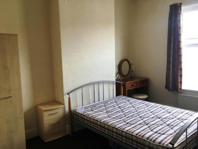3 bedroom house share for rent in S2 Edmund Road July 2026, S2