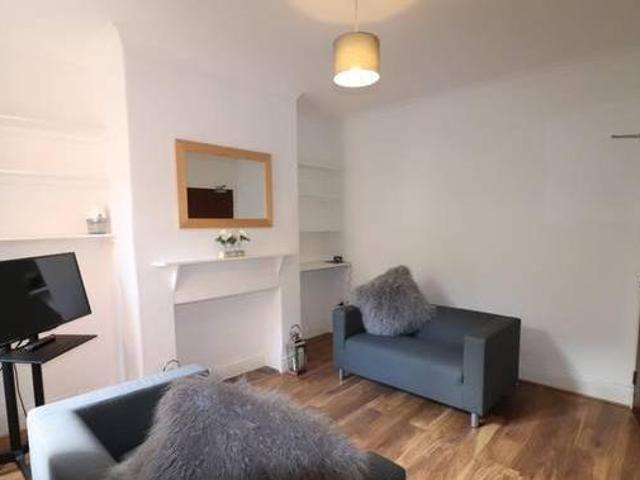 3 bedroom house share for rent in West Street Chester CH2