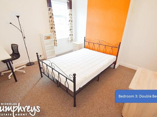 3 bedroom terraced house to rent