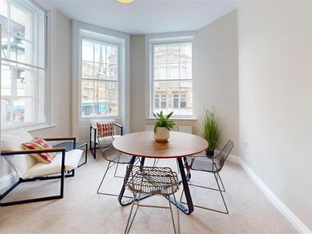 3 bedroom house share to rent