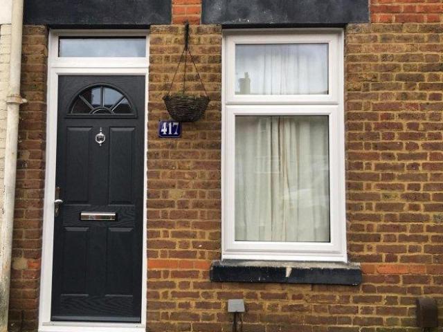 3 bedroom house share to rent