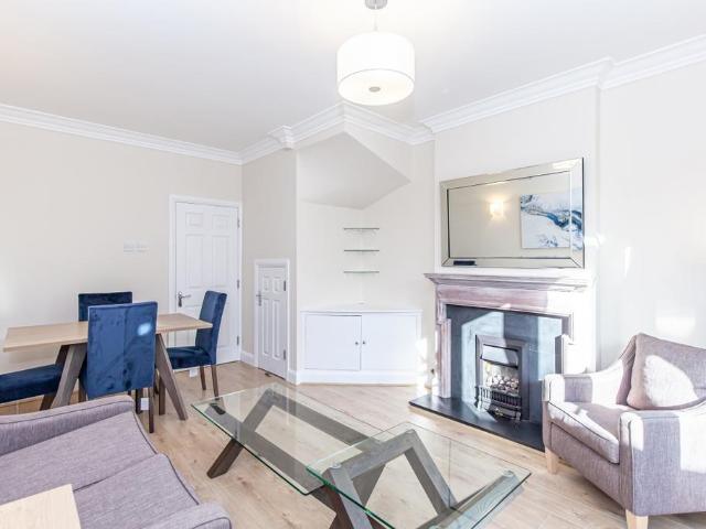 3 bedroom house share to rent