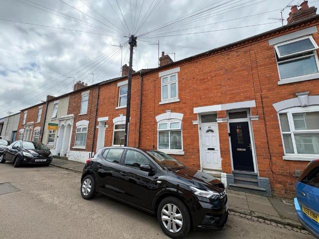 3 bedroom house share to rent