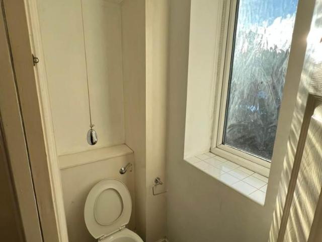 3 bedroom house share to rent