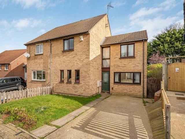 3 Bedroom House Shenley Church End Shenley Church End 100342941